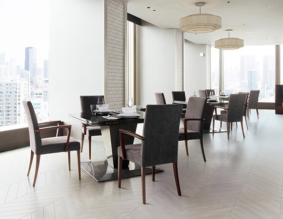 本日納品の店舗家具 当店で一番売れてる木製椅子 メルカ MERUCA